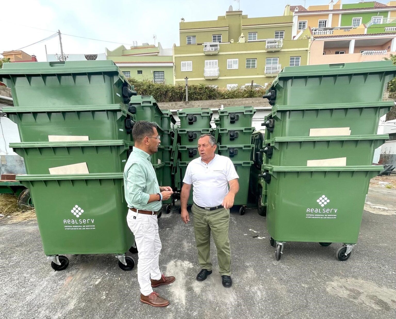 Un centenar de contenedores para mejorar la recogida y gestión de ...